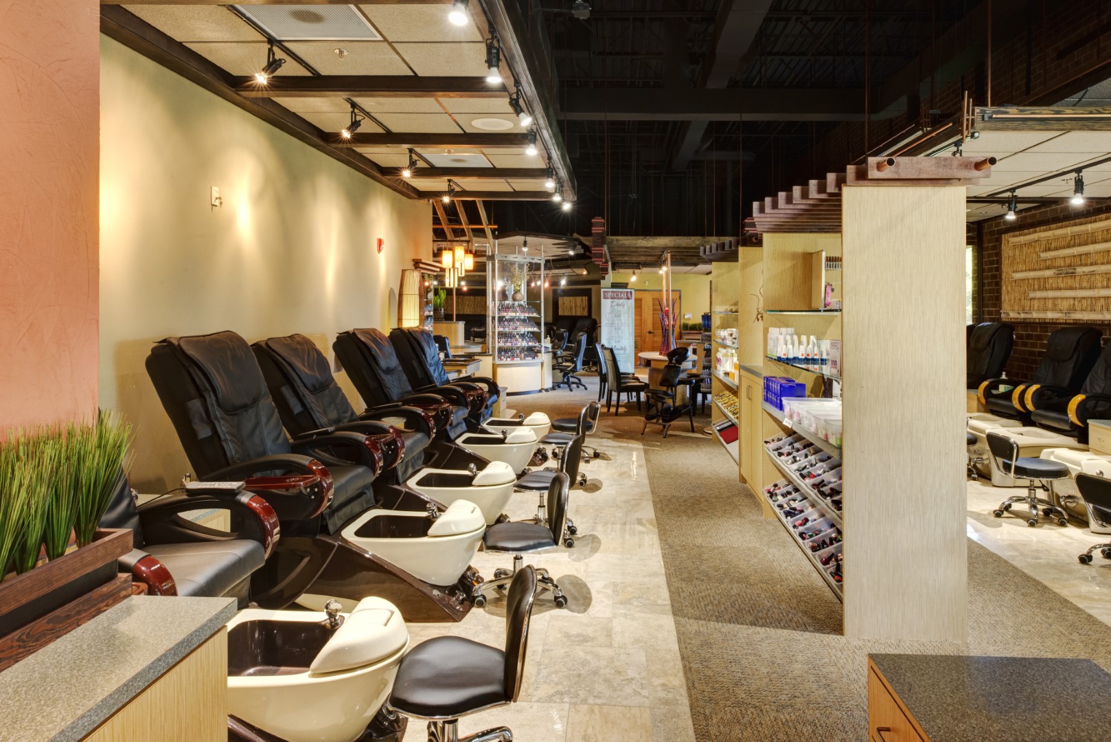 Majestic Nail Salon – Relax and get the care that you deserve with us!